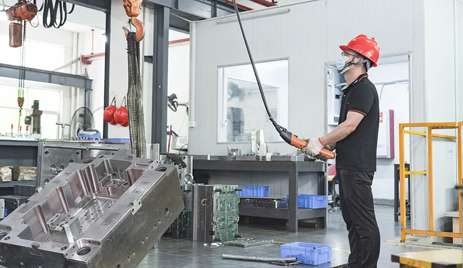 Global Mold Making and Injection Molding Services From Mexico